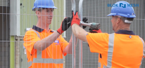 Walkthrough Crossing Point Crowd Barrier with Gate - Fixed Leg | Blok ...