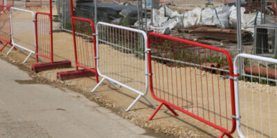 Walkthrough Crossing Point Crowd Barrier with Gate - Fixed Leg | Blok ...