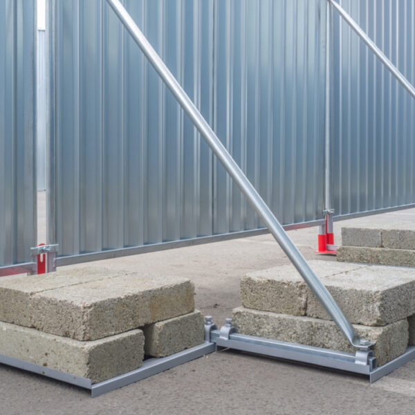 Blockade™ Steel On-Ground Hoarding System - 2m | Blok ‘N’ Mesh