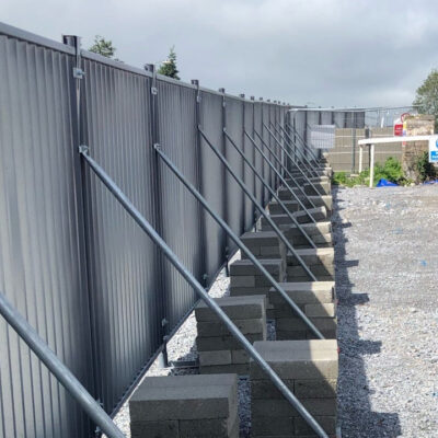 Blockade™ Steel On-Ground Hoarding System - 2m | Blok ‘N’ Mesh