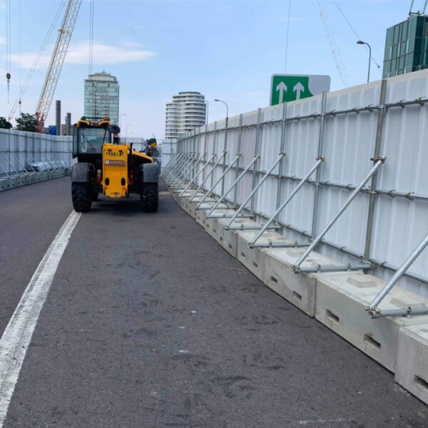 Go-Hoard™ PVC On-Ground Hoarding System - 2.4m | Blok ‘N’ Mesh