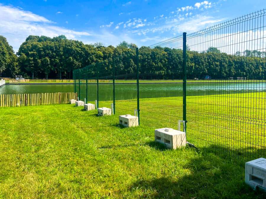 Blok N Mesh - Hire or Buy Temporary Fencing, Hoarding, Barriers